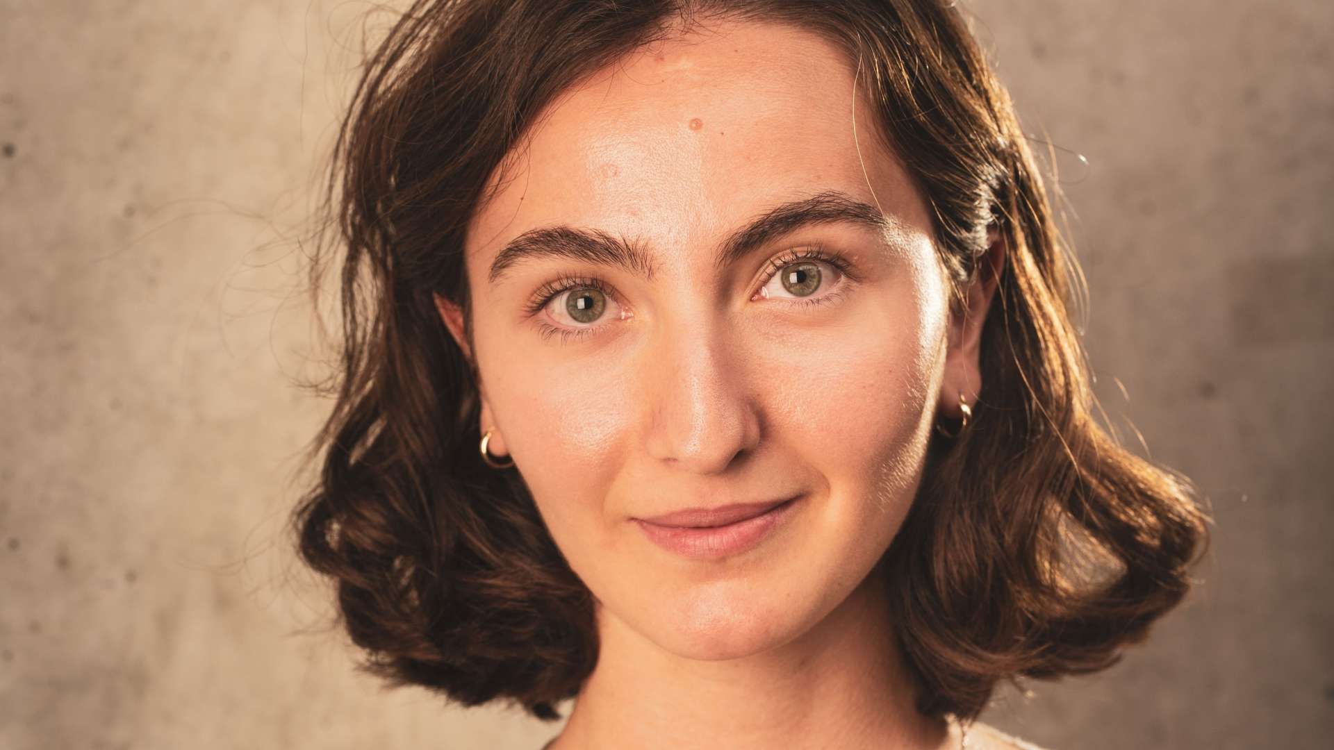 Idil Eker | tnba - Théâtre national Bordeaux Aquitaine